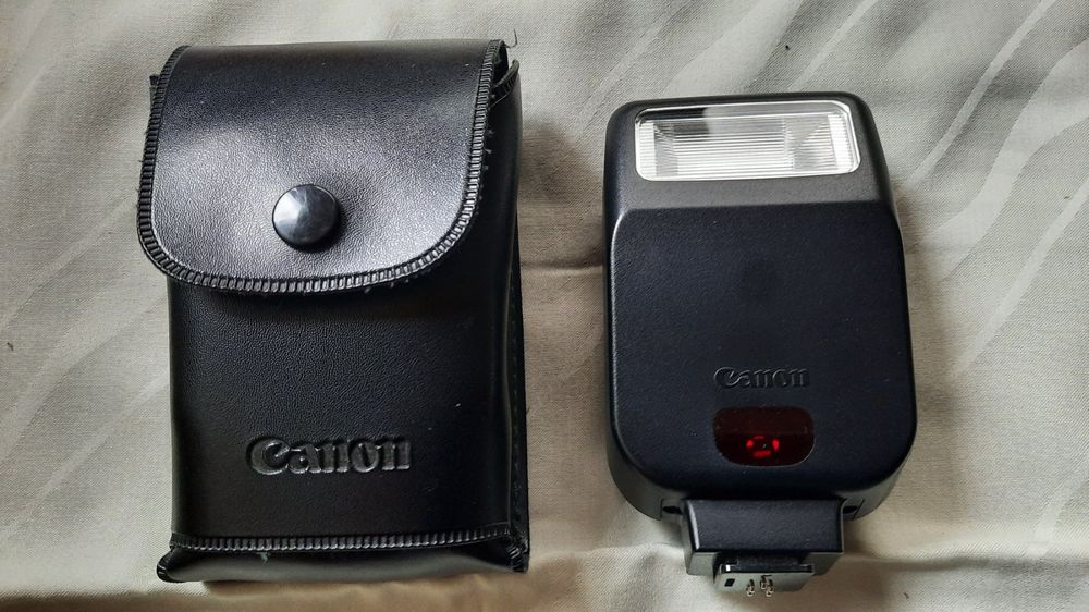 Zubehör Canon Blitz für Kamera | Kaufen auf Ricardo