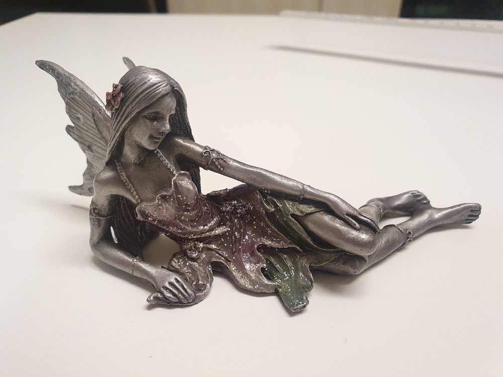 Zierliche Zinn Fee- Deko Figur mit rosa Glitzer | Kaufen auf Ricardo