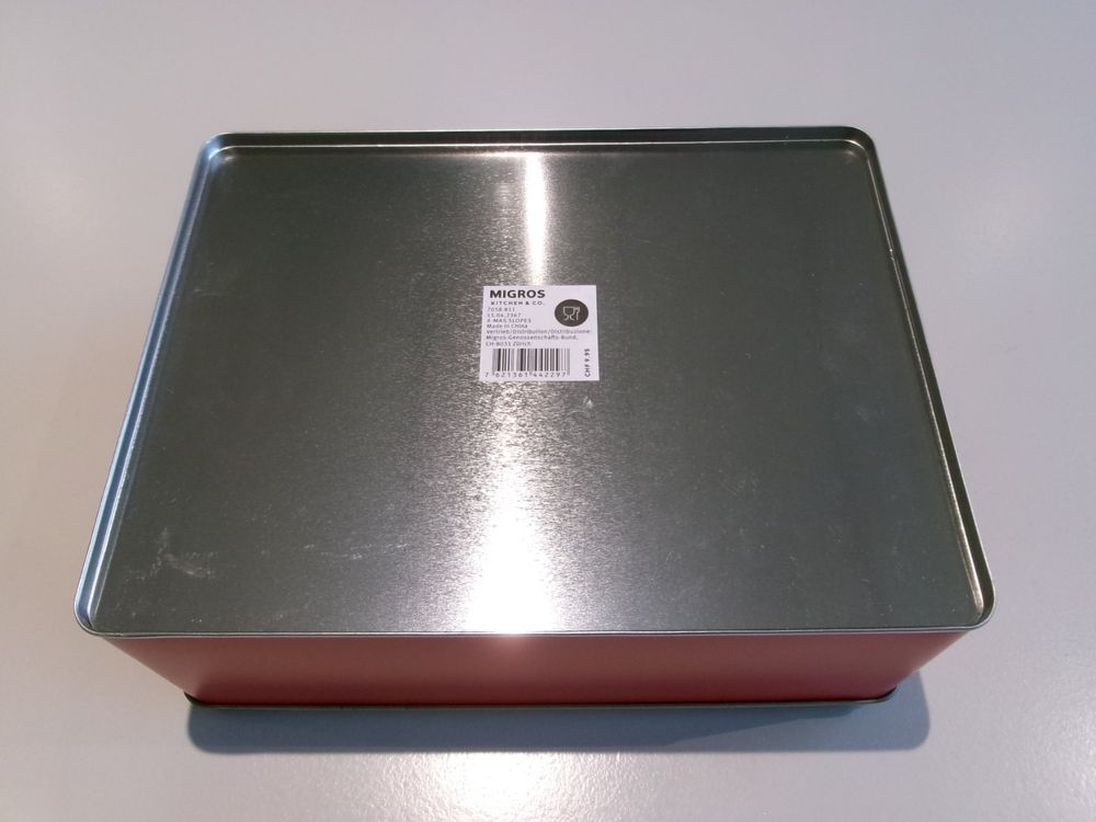 Migros / Guetzli-Dose / KI-Fail / Rentier / 5 Beine / Kekse (Neu und originalverpackt) in ...