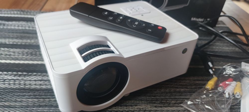 Mini-Beamer Topvision T6 | Kaufen auf Ricardo