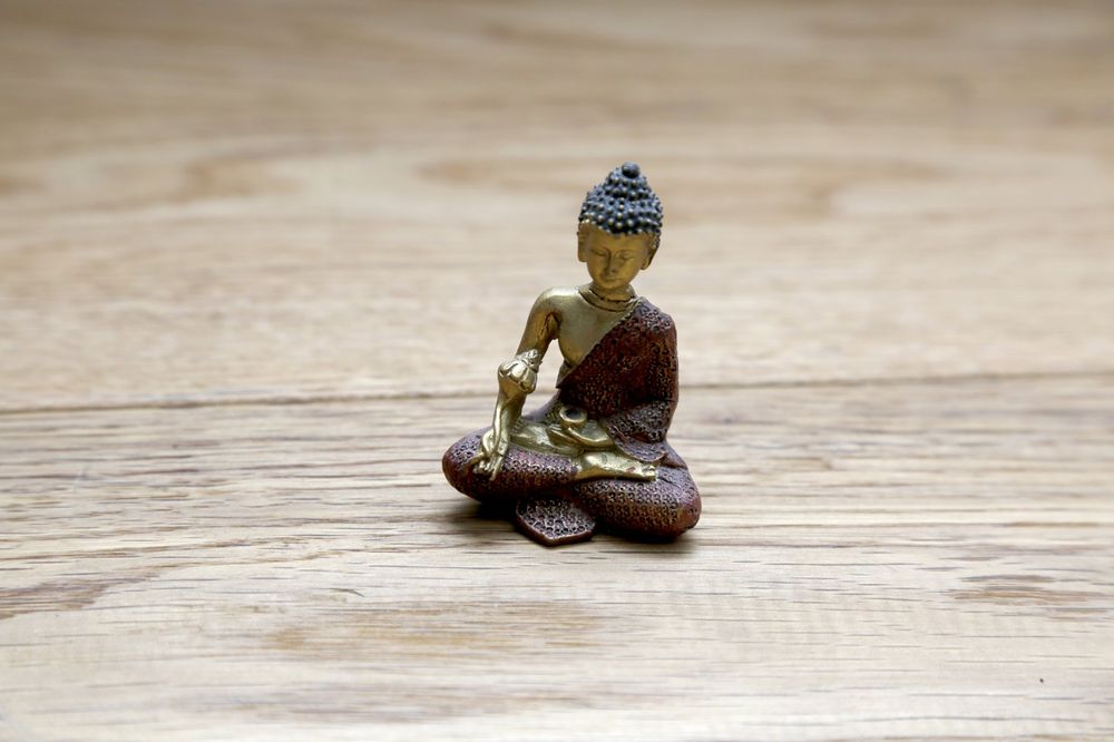 Thai Buddha im Lotussitz ~5cm (Gebraucht) in Jona für CHF 1 – nur ...