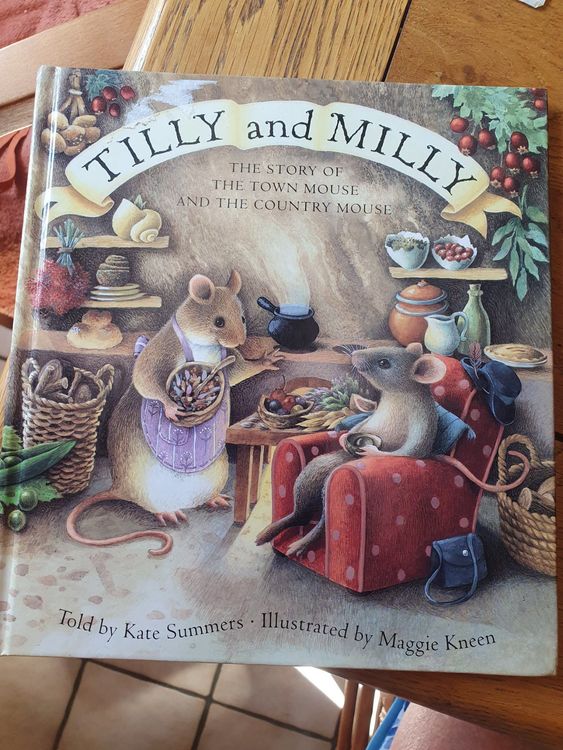 Tilly and Milly: Story of the Town Mouse & the Country Mouse (Neu ...