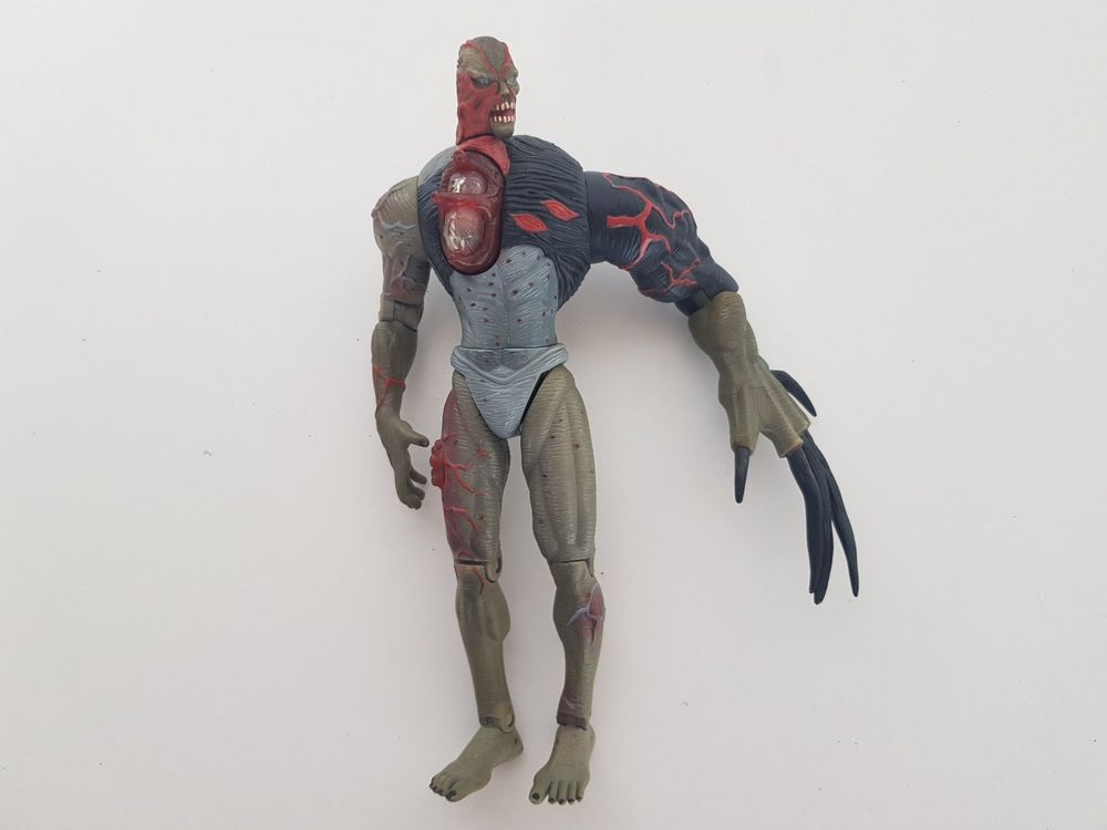 Capcom Resident Evil TYRANT 8" Action Figure 1998 Vintage (Gebraucht ...