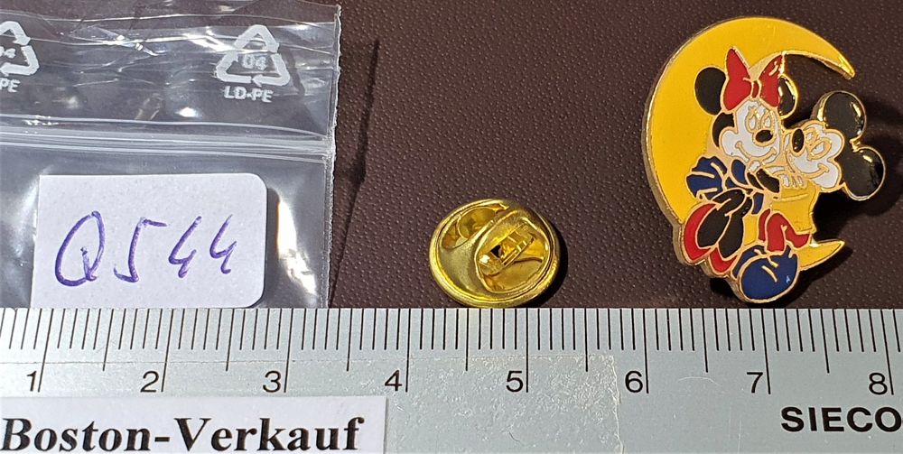 Q544 - Pin Walt Disney - Minni & Mickey Mouse auf dem Mond | Kaufen auf Ricardo