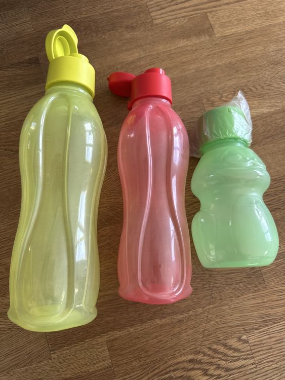 3 Tupperware Trinkflaschen, versch Grössen, 2 x neu (Neu (gemäss Beschreibung)) in Krauchthal ...