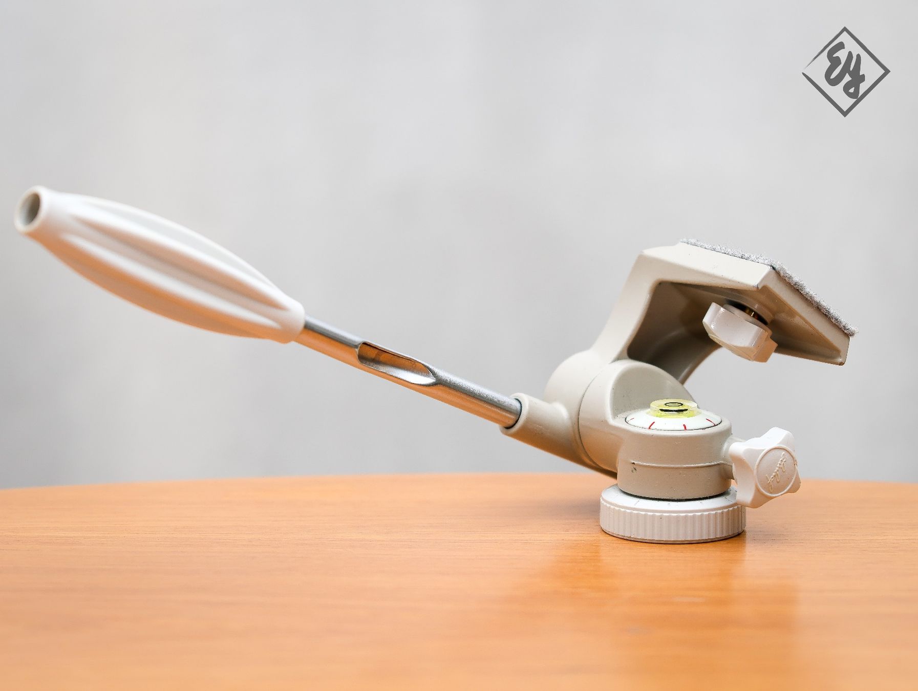 Linhof Stativkopf mit Wasserwaage [kompakt & sehr robust] (Gebraucht ...