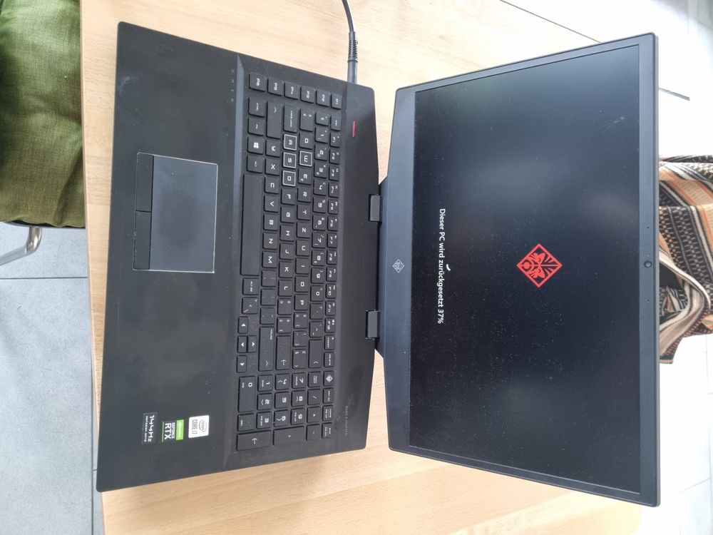 HP Omen Laptop 17", 1TB, i7, 2070 super (Gebraucht) in Niederlenz für CHF 450 – mit Lieferung ...