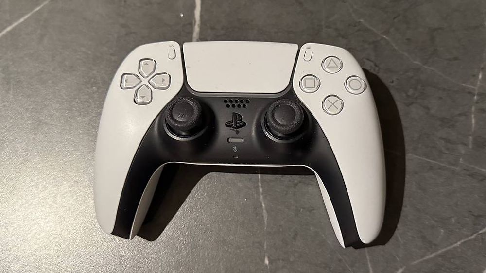 PS 5 Controller weiss oder schwarz (Gebraucht) in Knutwil für CHF 40 ...