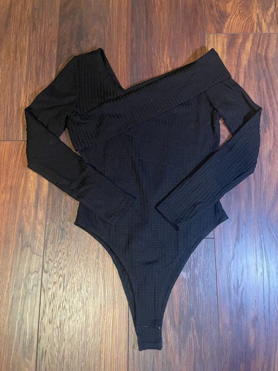 lang Arm Body schwarz S (Neu (gemäss Beschreibung)) in Oberglatt ZH für ...