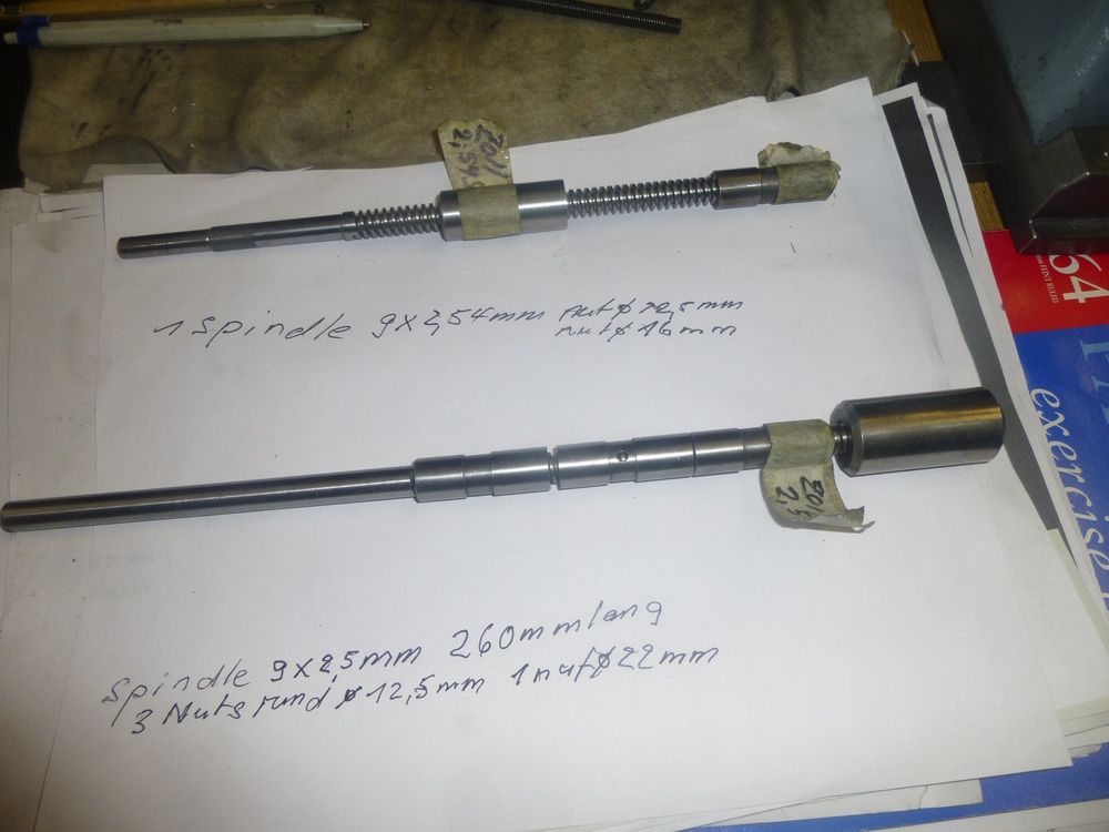 2 Trapezspindeln 9x2.54mm + Muttern Zollgewinde (Inch) (Neu und originalverpackt) in Thörigen ...