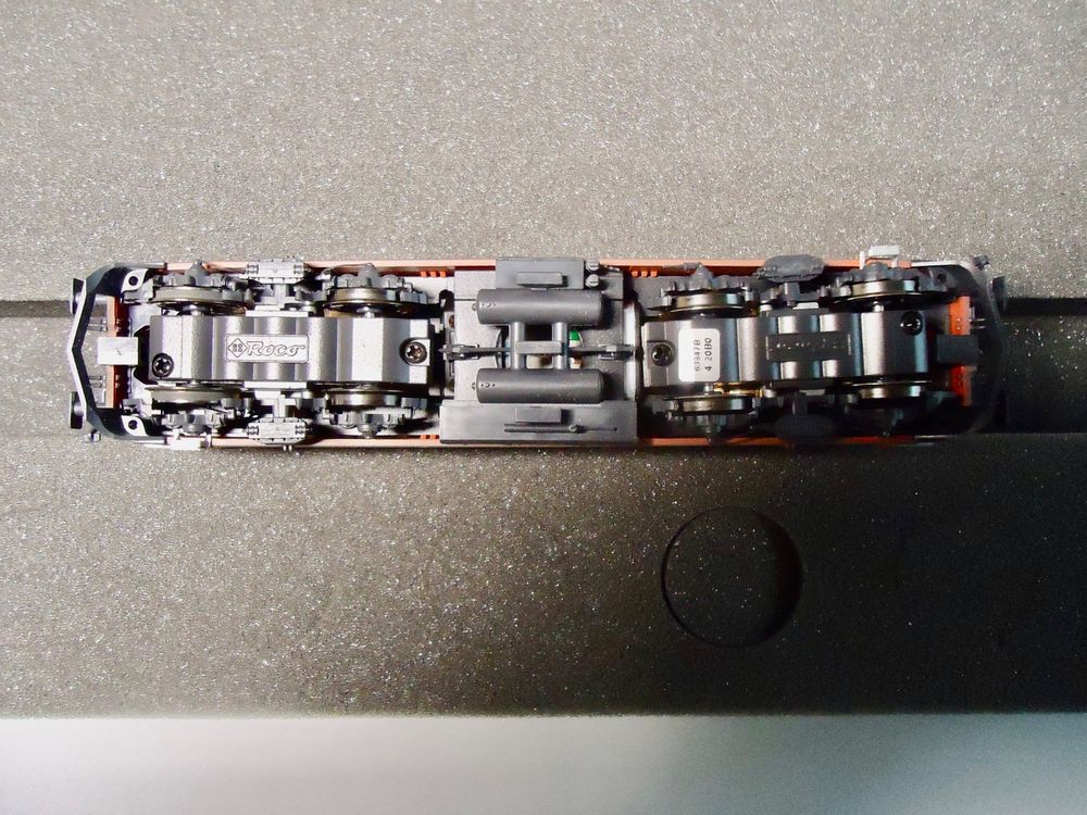 H0 Roco Re 4/4 11350 Rot SBB Analog, Gleichstrom /37) (Gebraucht) in Kerzers für CHF 316 – mit ...