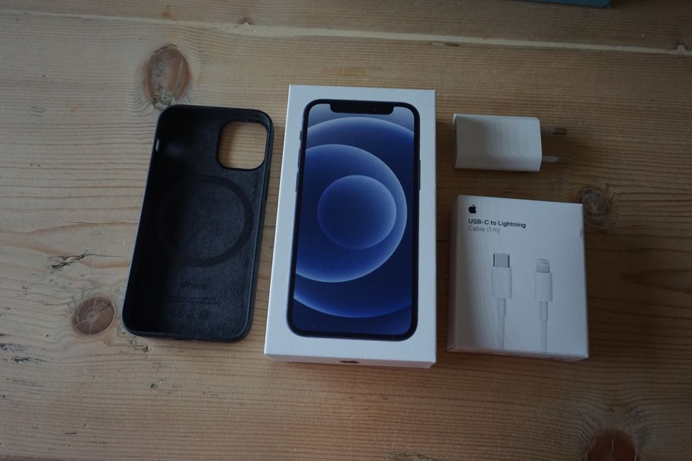 iPhone 12 mini, 64 GB (Gebraucht) in Sennwald für CHF 280 – mit ...