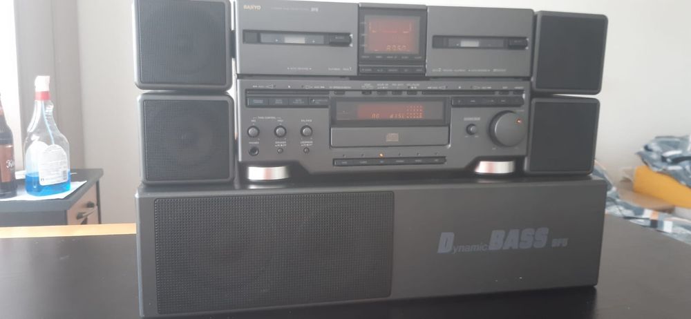 HI-FI-System drei in einem SANYO DC-SF5 (Gebraucht) in Lütisburg für ...