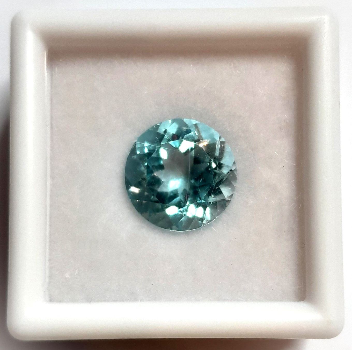 Promo - Topaze ronde 10 mm - Valeur 100.- Fr (Neuf (Voir description ...