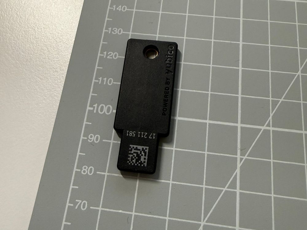YubiKey Bio Sicherheitsschlüssel (USB-A, Fingerabdruck) (Gebraucht) in ...