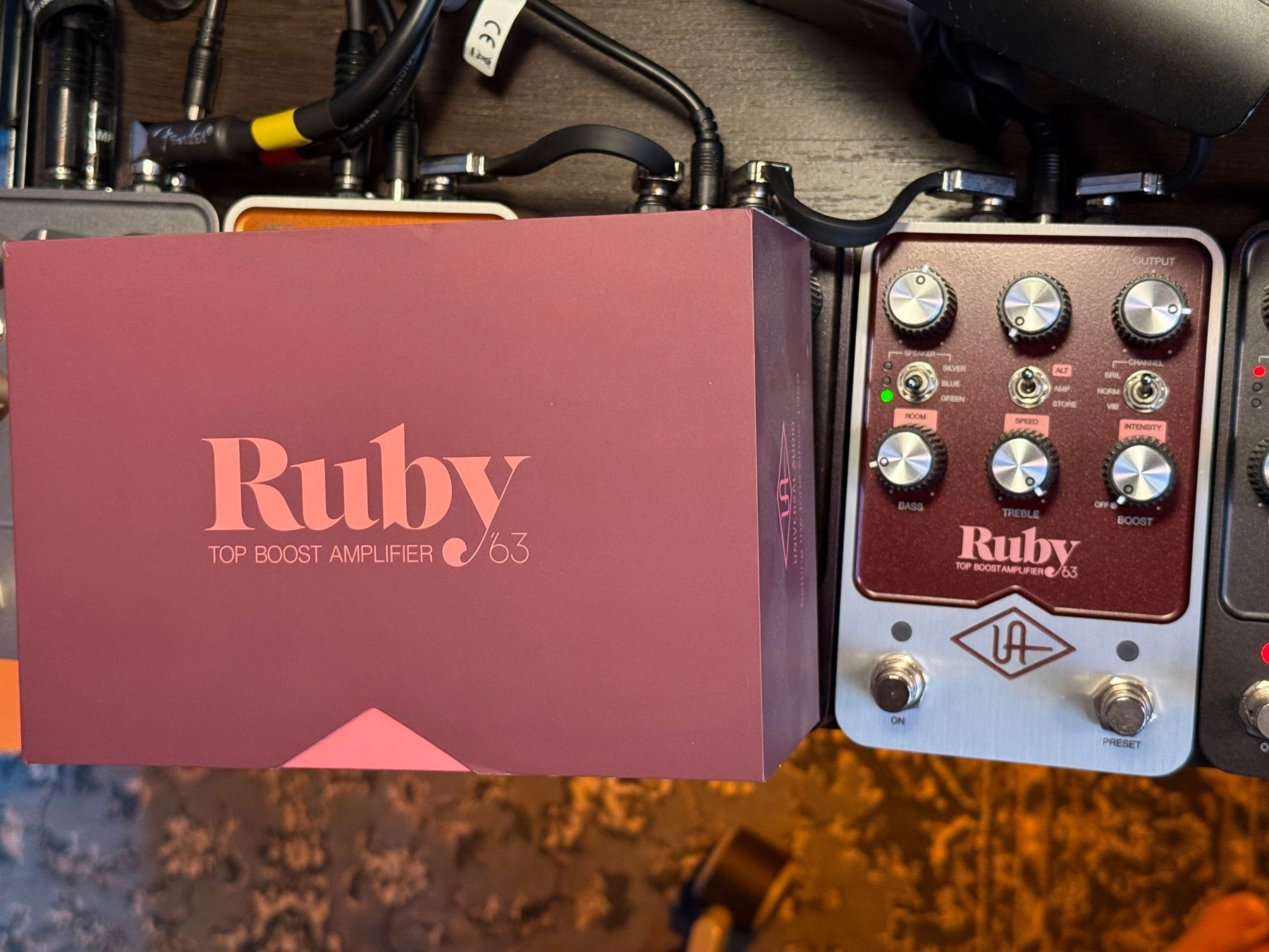 UNIVERSAL AUDIO Ruby ’63 Vox AC30 Modelling Amp (Gebraucht) in ...