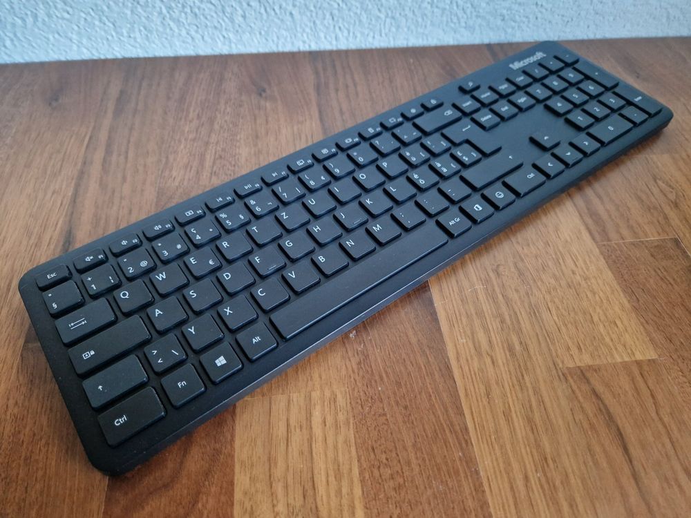 Microsoft Bluetooth Tastatur Model 1898 - wie Neu! (Gebraucht) in Bern ...