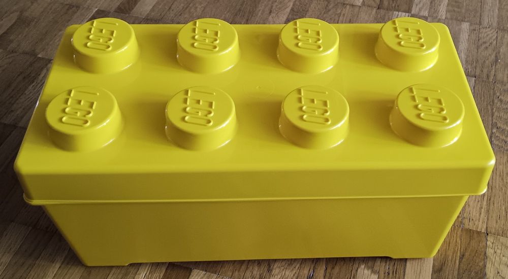 33// Lego Aufbewahrungsbox gelb 8 Noppen (Gebraucht) in Dietikon für ...