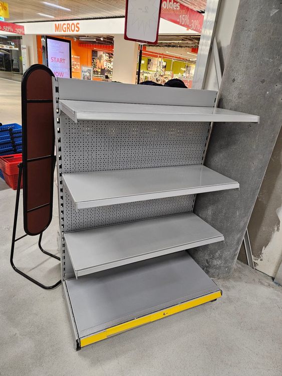 Tegometall-Gondel 140cm hoch, 1m breit, 8 Tablare zweiseitig (Gebraucht ...