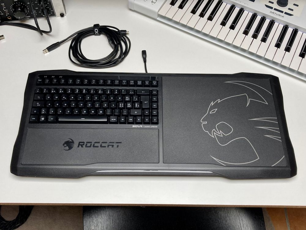 Roccat SOVA / Gaming Board / Wired Lap Keyboard (D'occasion) à Froideville pour CHF 99 – avec ...