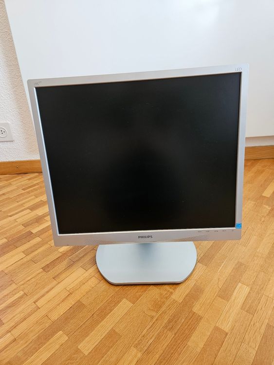 Philips 195LM 19 Zoll Monitor Bildschirm, VGA, DVI (Gebraucht) in ...