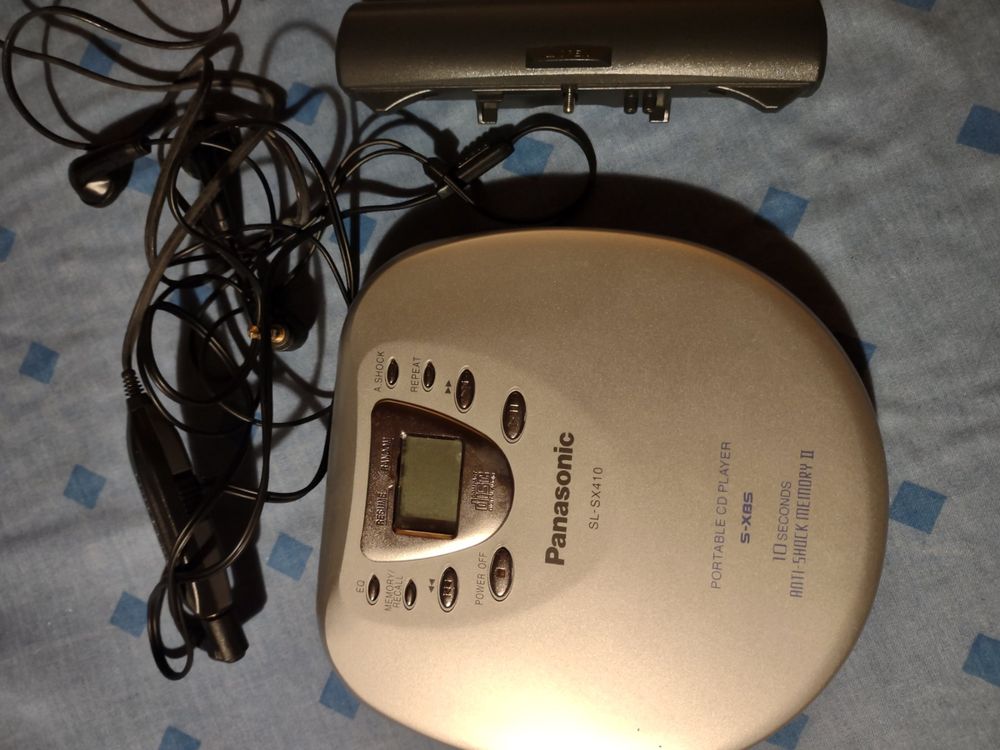Panasonic Portable CD-Player (Gebraucht) in Montlingen für CHF 25 – mit ...