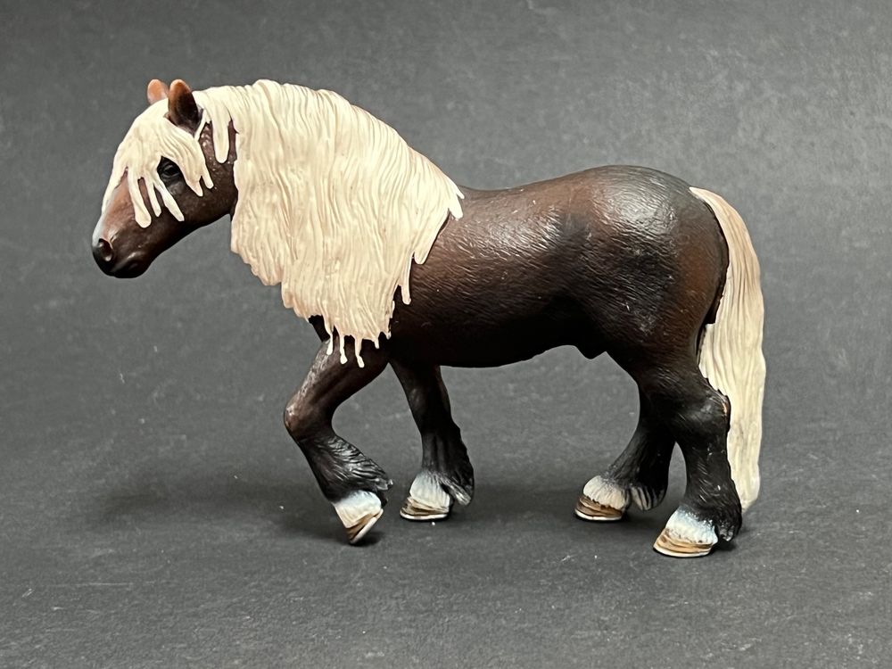 3 Schleich Pferde Schwarzwälder Stute Pferd Hengst Fohlen (Gebraucht) in Ennetbaden für CHF 22 ...