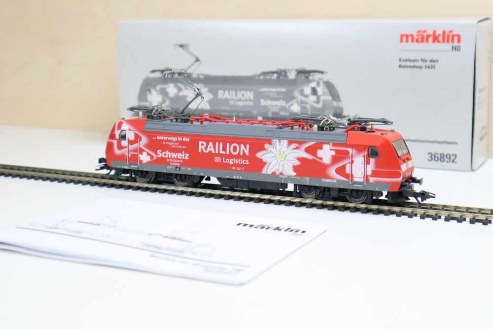 Märklin Exclusiv E-Lok Schweiz - Digital - Nr. 36892 (Gebraucht) in ...