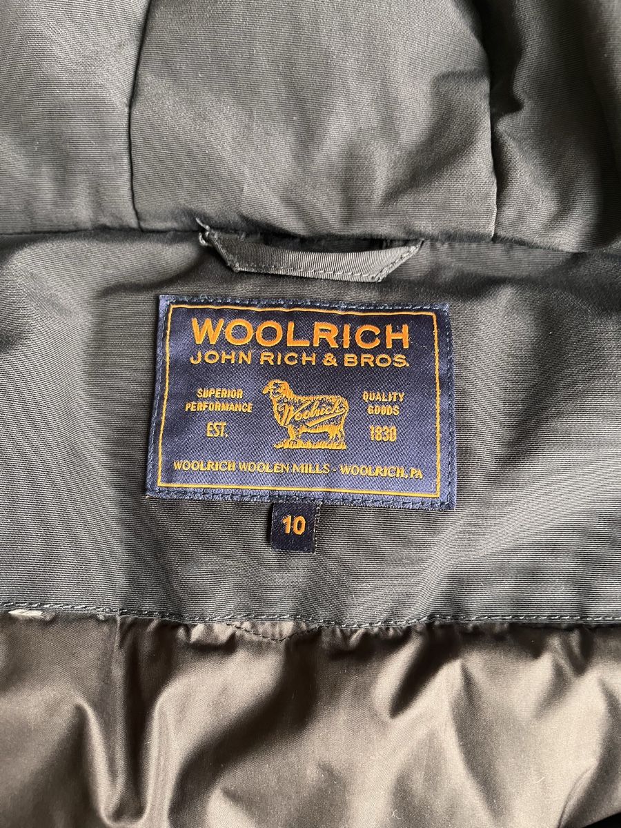 WOOLRICH PARKA T 10 ans BON ÉTAT AVEC FOURRURE AMOVIBLE (D'occasion) à ...