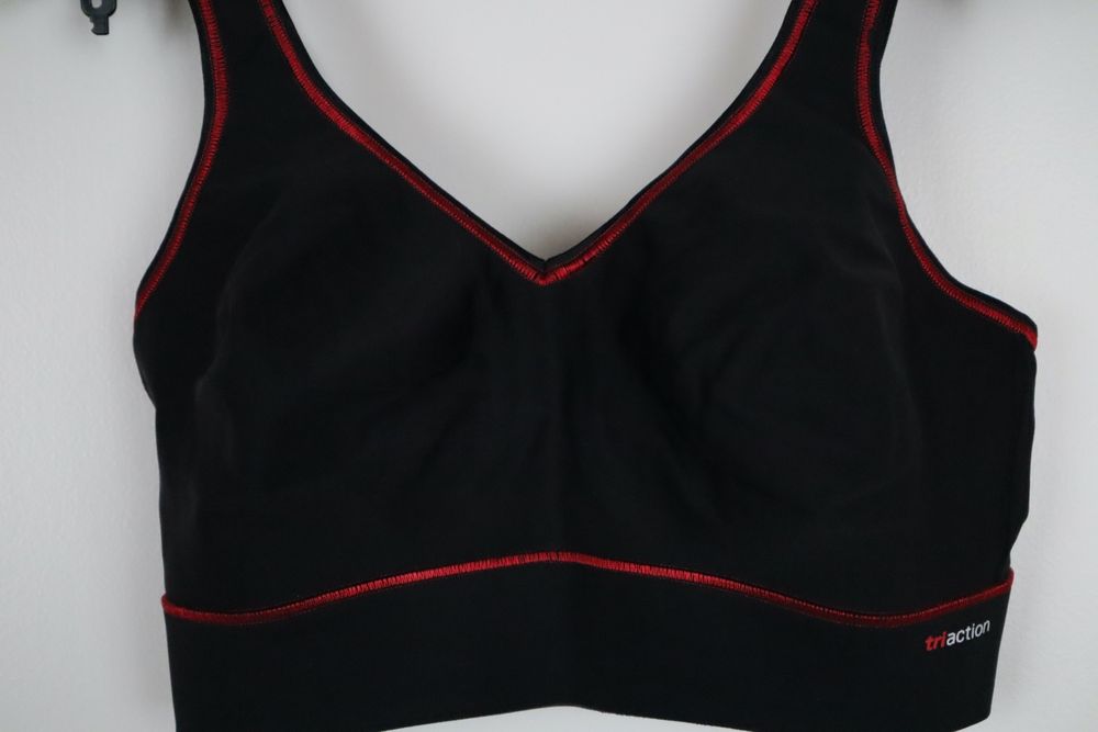 BH, Triumph Triaction, Sport-BH, schwarz, 80C | Kaufen auf Ricardo