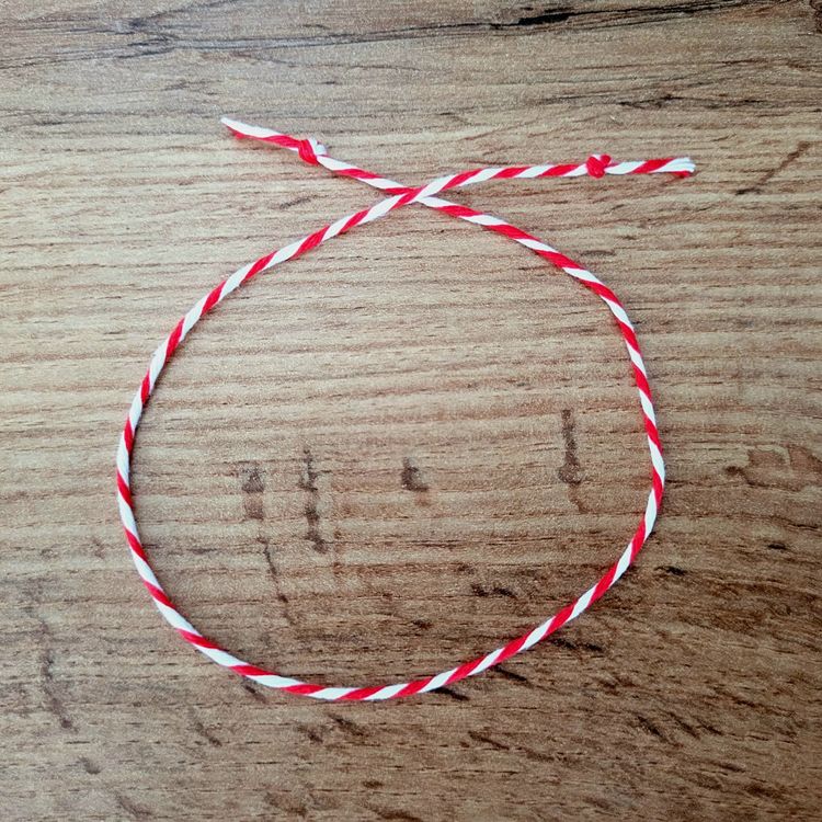 Martenitsa, Märzchen, Glücksbringer, Talisman, Wunscharmband (Neu ...