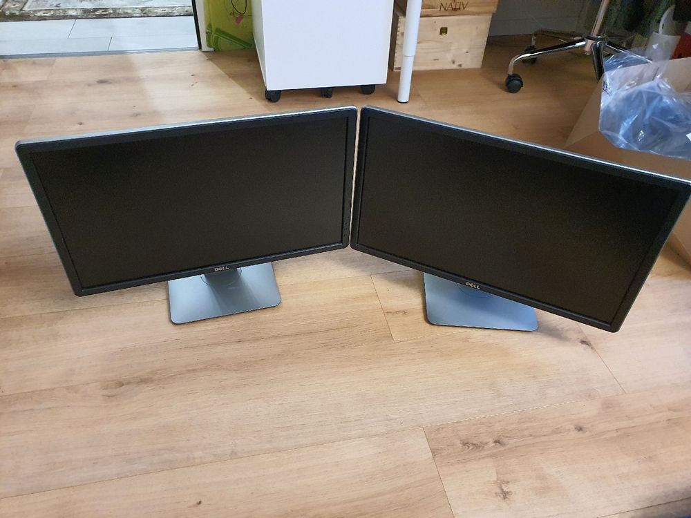 2x DELL P2314Ht Bildschirme, Pivot Funktion, USB Hub (Gebraucht) in ...