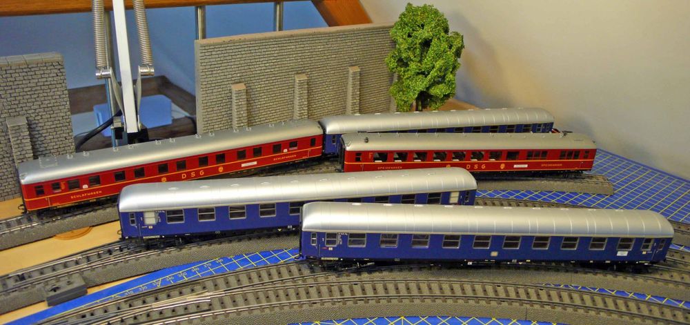 Märklin 43918 / 43252 - Schnellzugwagen-Set - NEU/Sound/OVP (Neu (gemäss Beschreibung)) in Aarau ...