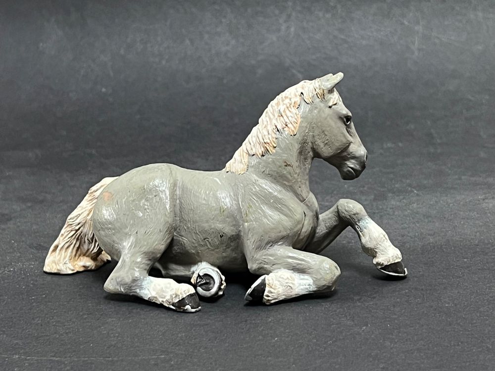 Papo Pferd liegend 2005 Pferd (ähnlich Schleich) (Gebraucht) in Ennetbaden für CHF 12 – mit ...