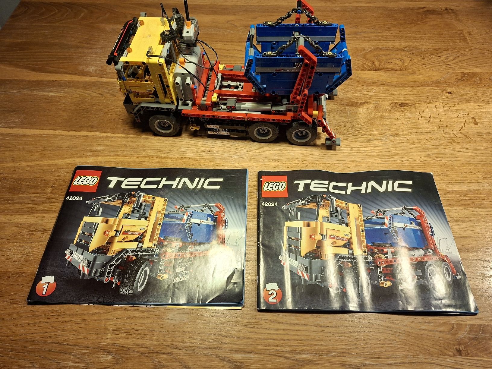 LEGO Technic 42024 Container Truck mit Anleitung Komplett (Gebraucht ...