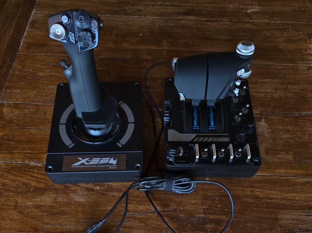Logitech G Saitek Pro Flight X56 Rhino 2018 (PC) | Kaufen auf Ricardo