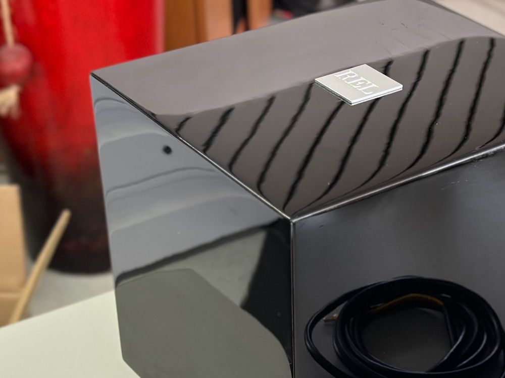 REL T-Zero MKIII High-End Kompakt-Subwoofer Class-D (Gebraucht) in für ...