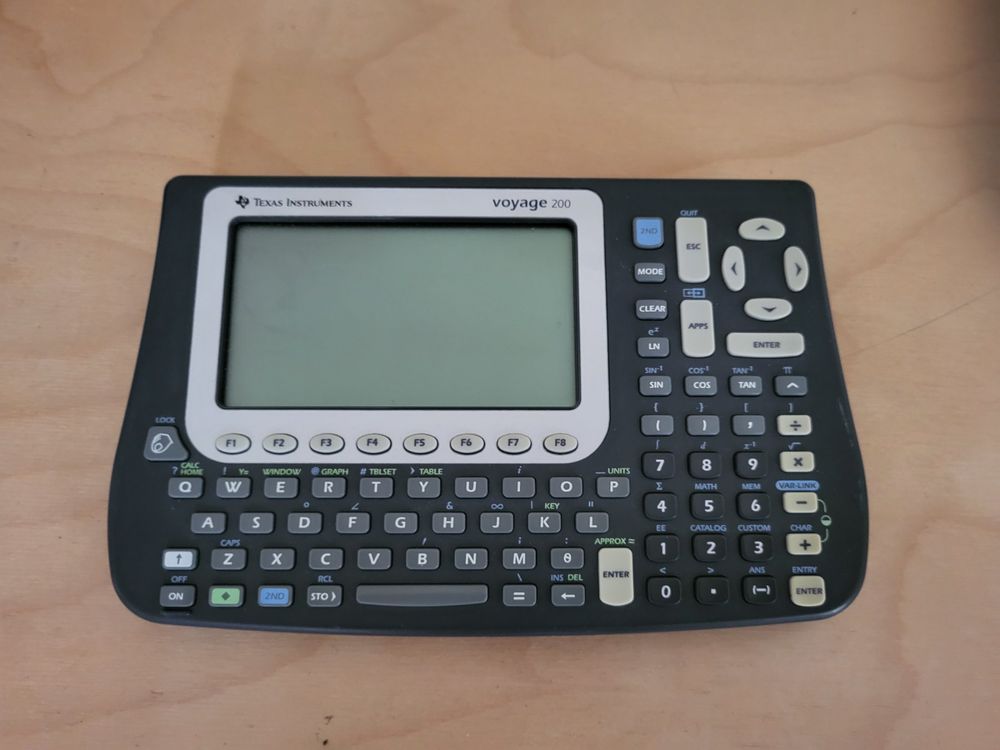 Texas Instruments Voyage 200 Grafikrechner + Kabel (Gebraucht) in ...