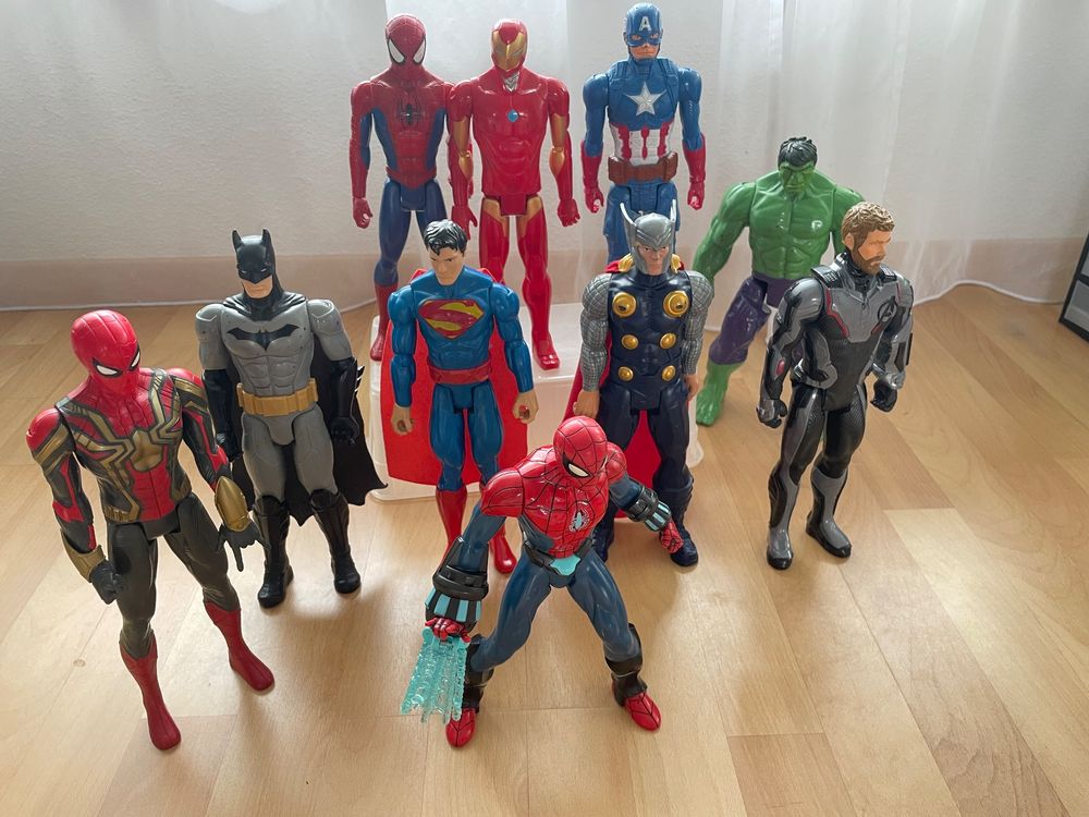 Superhelden / Super Heroes Figuren 10 Stück | Kaufen auf Ricardo