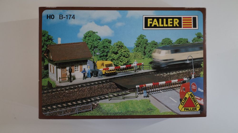 Faller H0 B-174 Bahnübergang mit Schrankenwärterhaus | Kaufen auf Ricardo