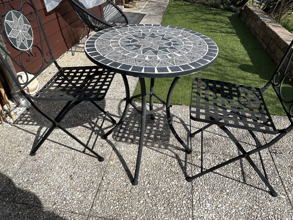 Terrase table and chairs | Kaufen auf Ricardo