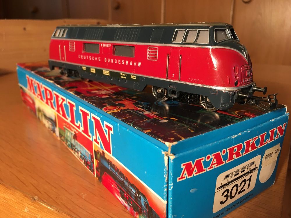 Märklin HO 3021 rote DB-Diesellok V200, OVP (Gebraucht) in Nesslau für ...