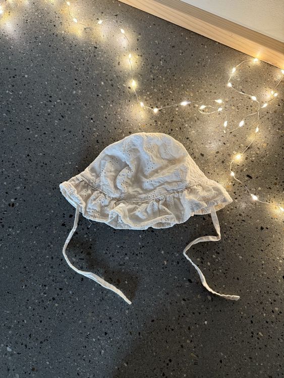 H&M Babymütze, Weiss, Gr. 62/68 (Gebraucht) in Langenthal für CHF 3.5 ...