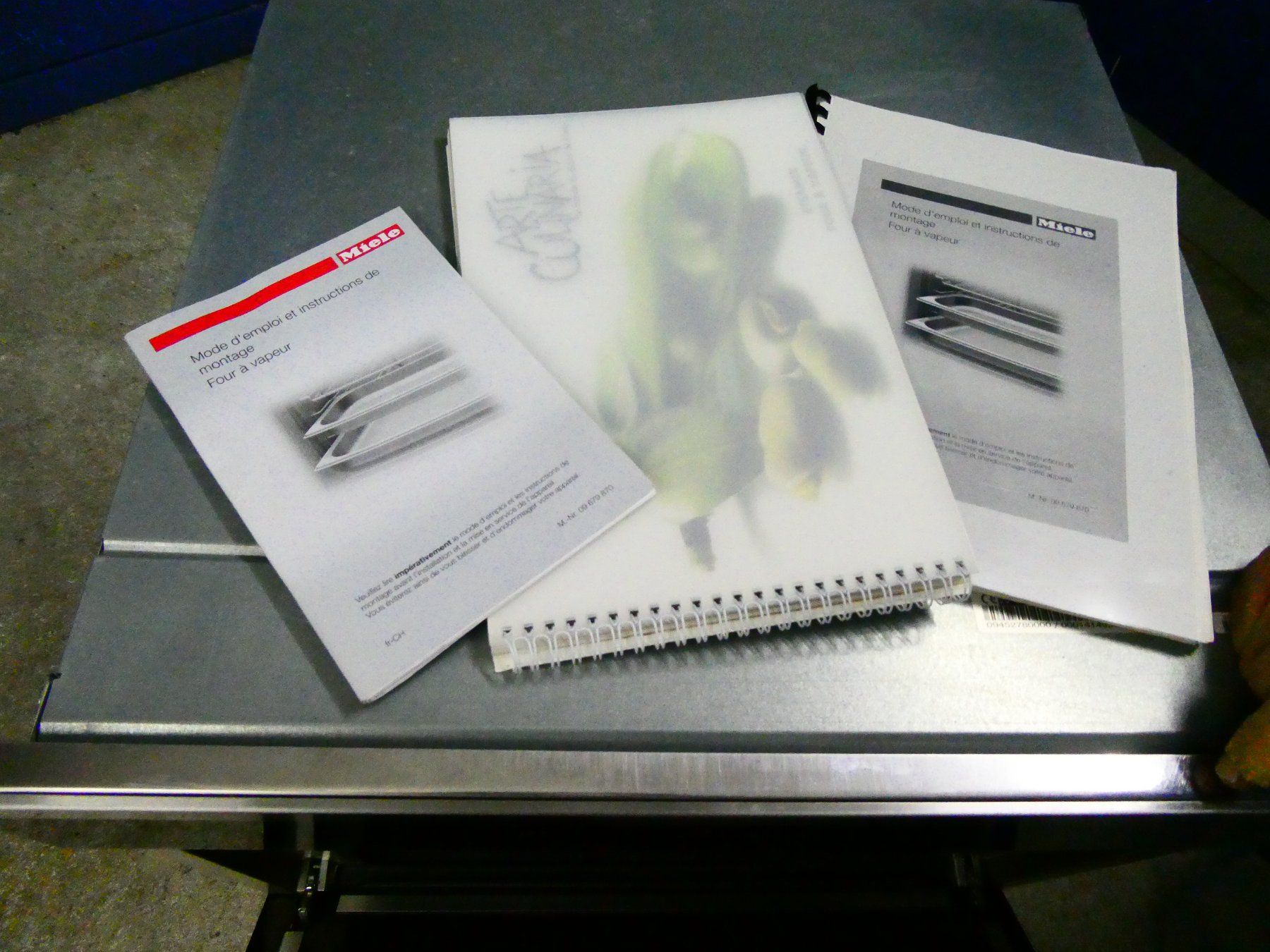 Four Vapeur Miele Noir, comme neuf.DG 6200 ED CS CH (D'occasion) à ...