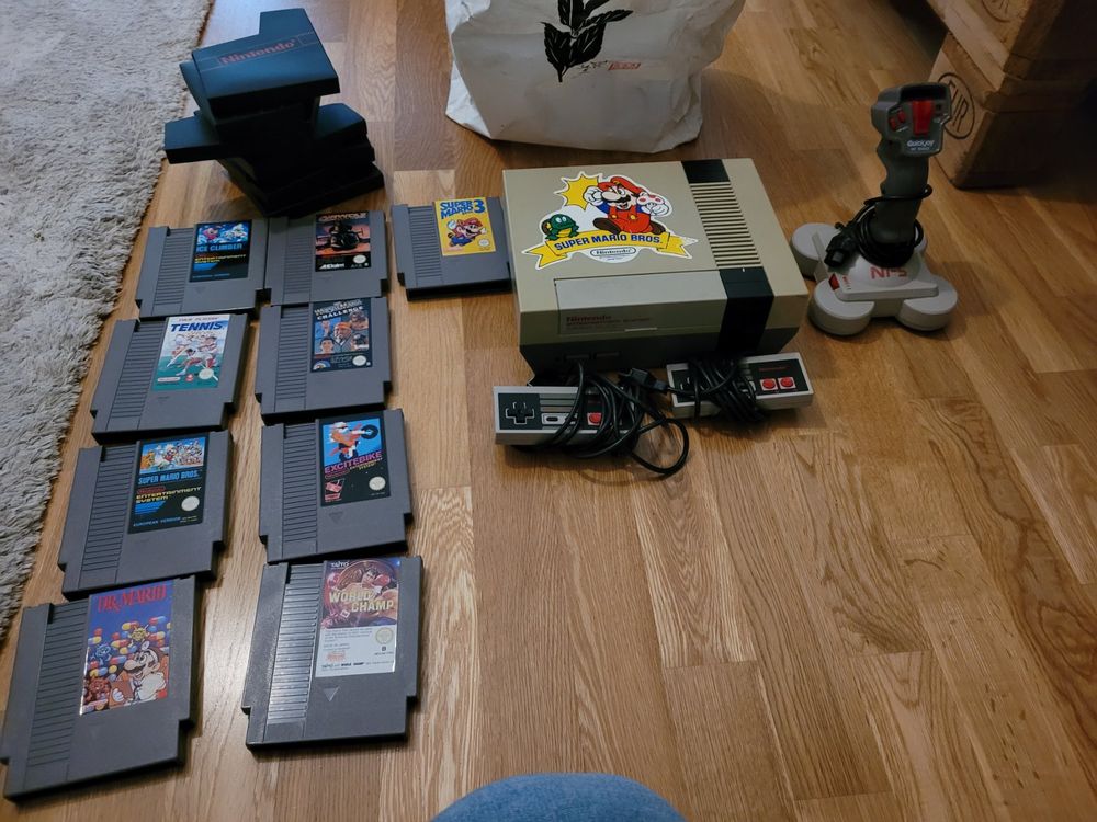 Nintendo NES + Games (Gebraucht) in Sumiswald für CHF 115 – nur ...