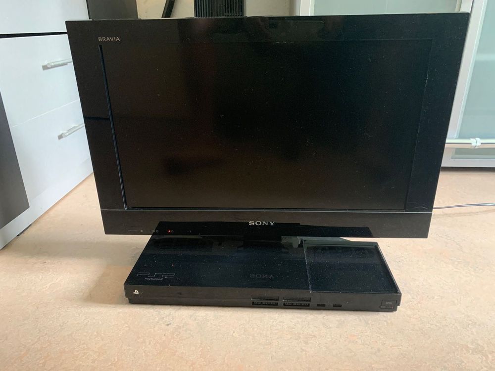 Fernseher Sony bravia mit ps2 (Gebraucht) in für CHF 36 – nur Abholung ...