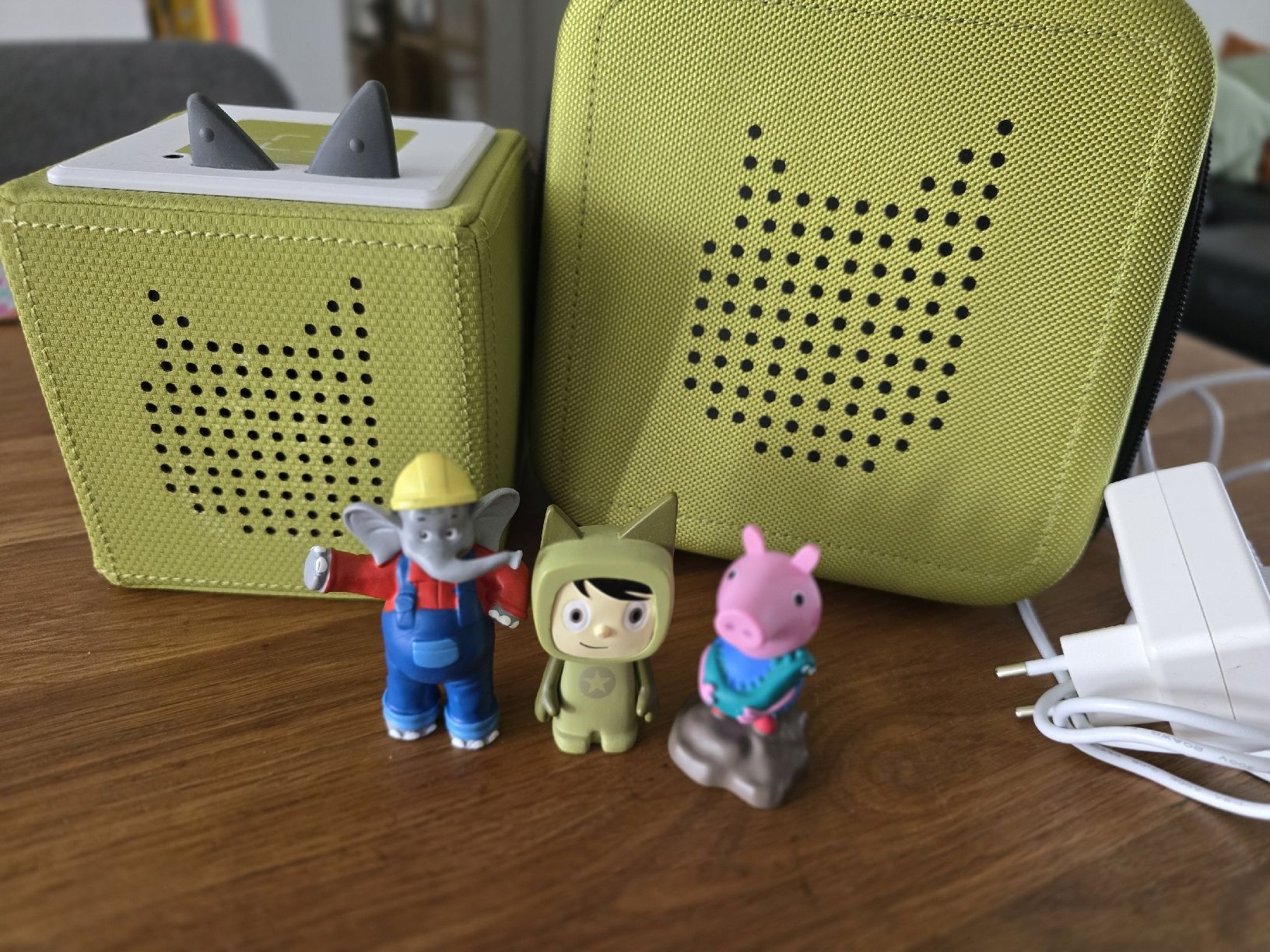 Toniebox Green, incl. Charger, Tonies storage box & 3 Tonies (Gebraucht ...