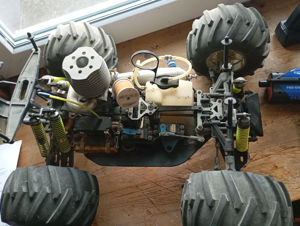 Thunder Tiger S2 EK4 1:8 Monster Truck, 4WD, mit Zubehör! | Kaufen auf ...