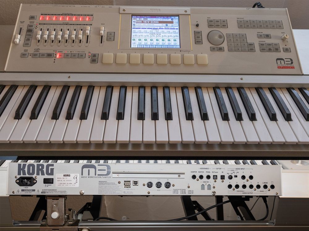 Korg M3 Synthesizer Workstation mit viel Zubehör (Gebraucht) in ...