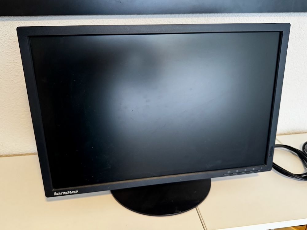 Lenovo ThinkVision Monitor - T2254PC (Gebraucht) in Gipf-Oberfrick für ...